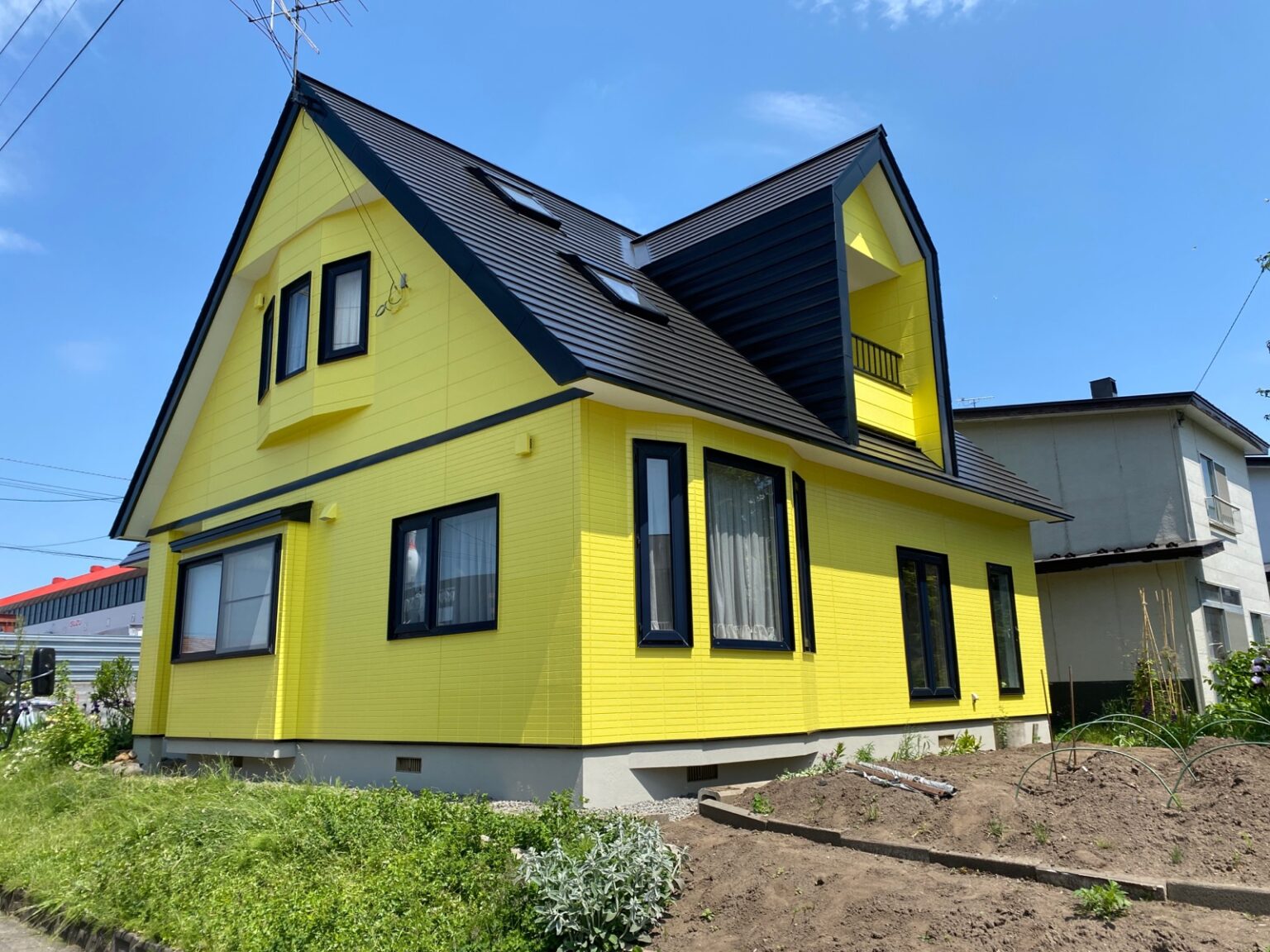 【旭川市】屋根塗装・外壁塗装工事 の施工事例 | プロタイムズ旭川店（ケエブズIFC株式会社）